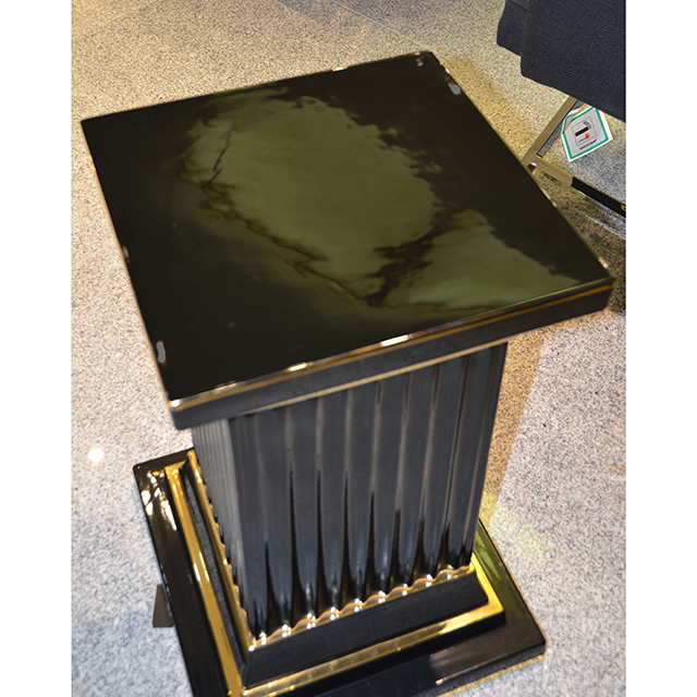 Pottery - Columns｜Gold & Black / 陶器 コラム｜ゴールド×ブラック｜Angela Rigon / イタリア ...